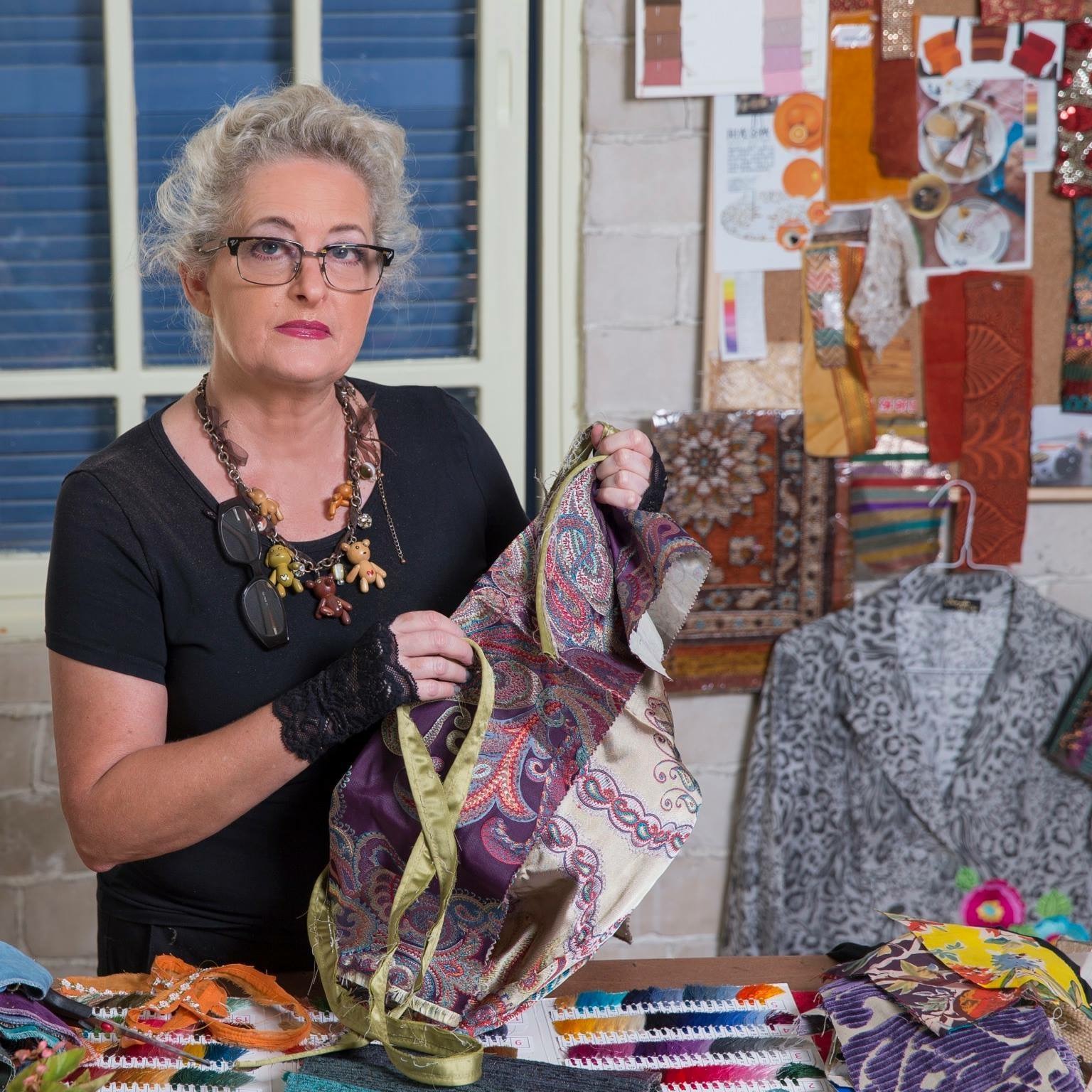 Meet the Artist, Rachella Glezer - Alembika Magazine
