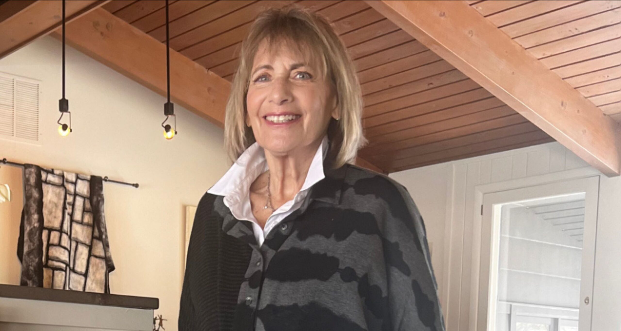 #ALEMBIKA WOMEN: MEET ROBERTA - Alembika Magazine