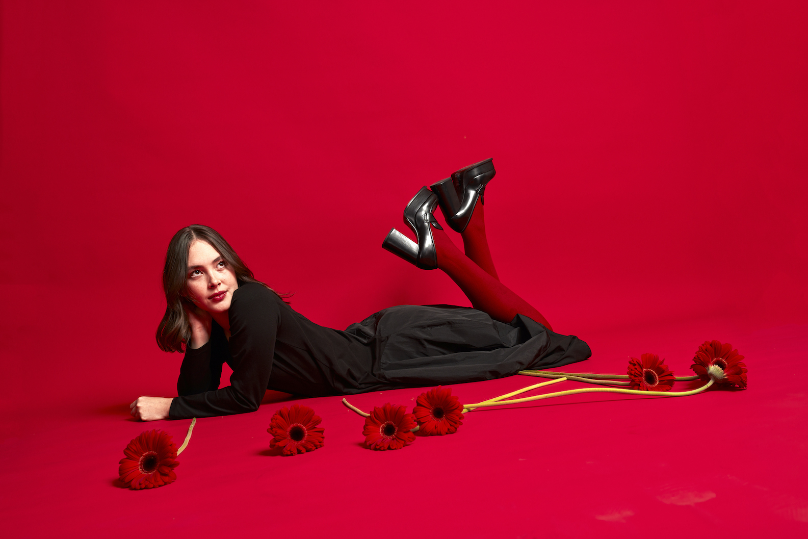 Ageless Romance Chic Valentine S Day Outfits You Ll Love Alembika